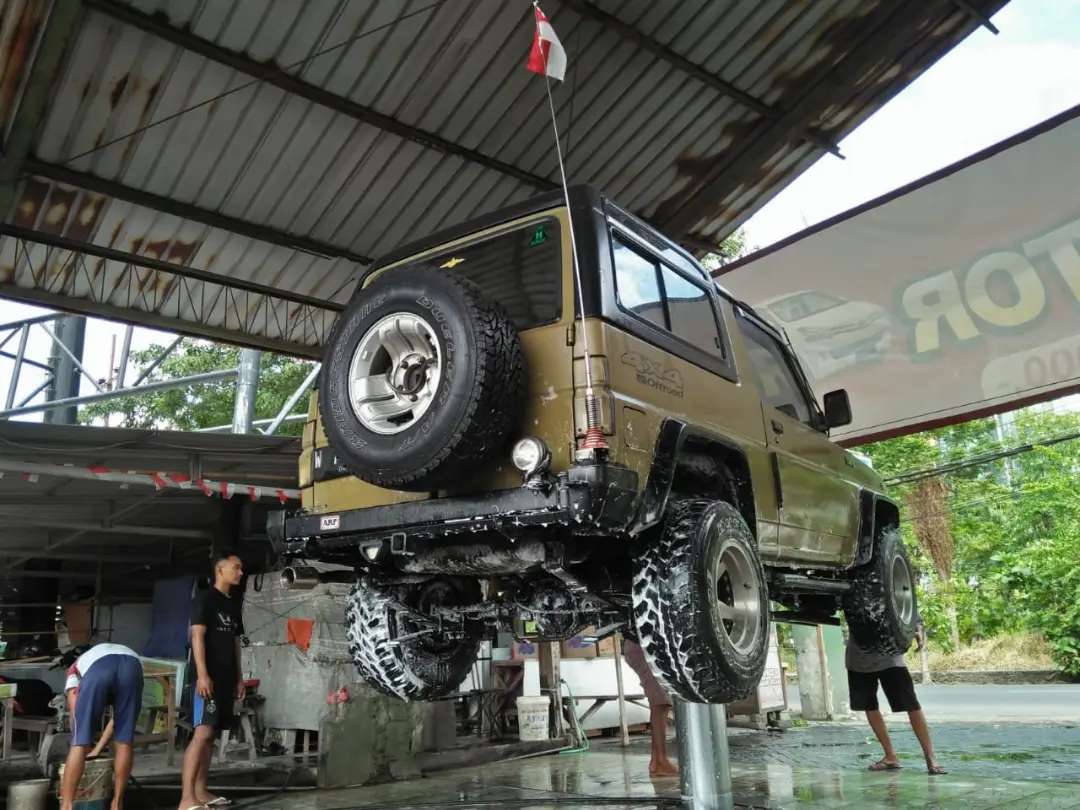1991 Daihatsu Taft Rocky di Jawa Timur ID378040