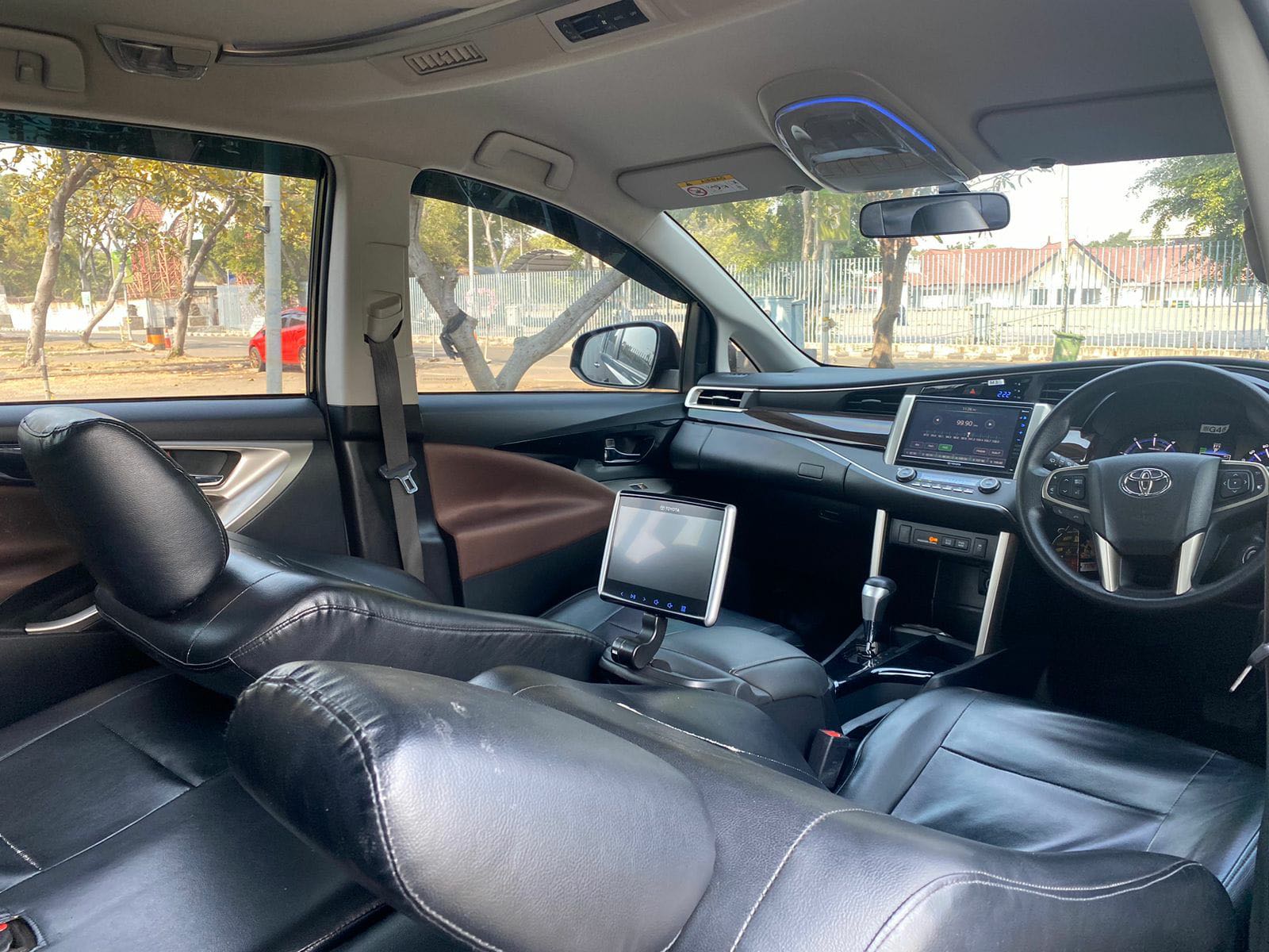 2021 Toyota Kijang Innova V di DKI Jakarta ID447489