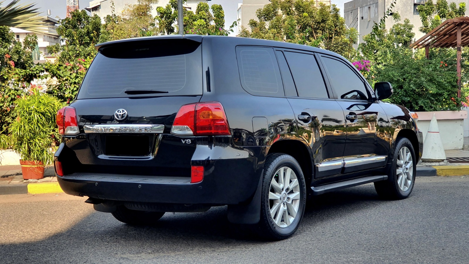 2012 Toyota Land Cruiser di DKI Jakarta ID487954