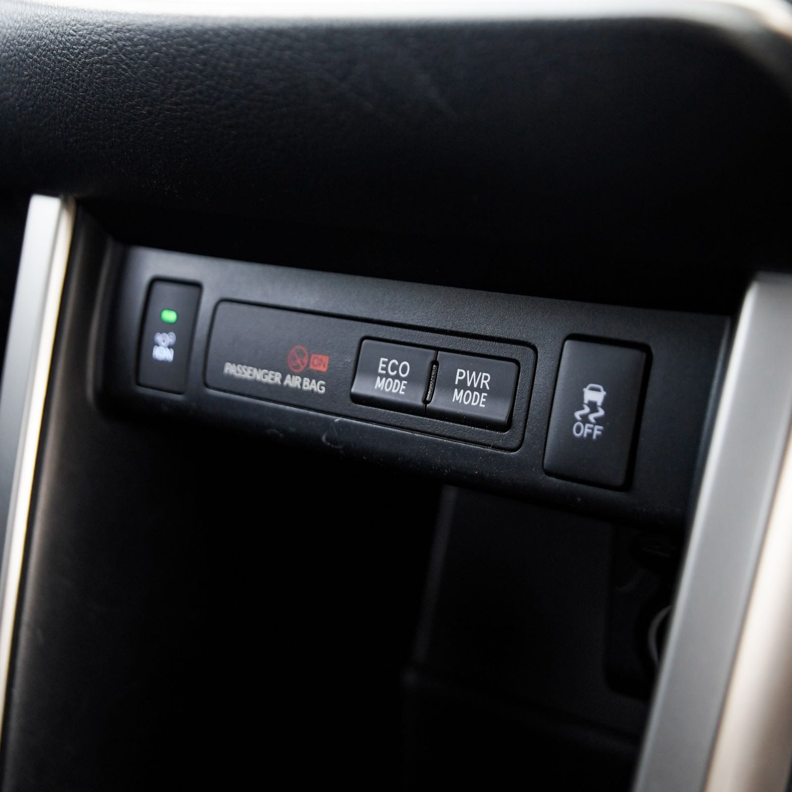 2021 Toyota Kijang Innova Variasi Populer di DKI Jakarta ID489060